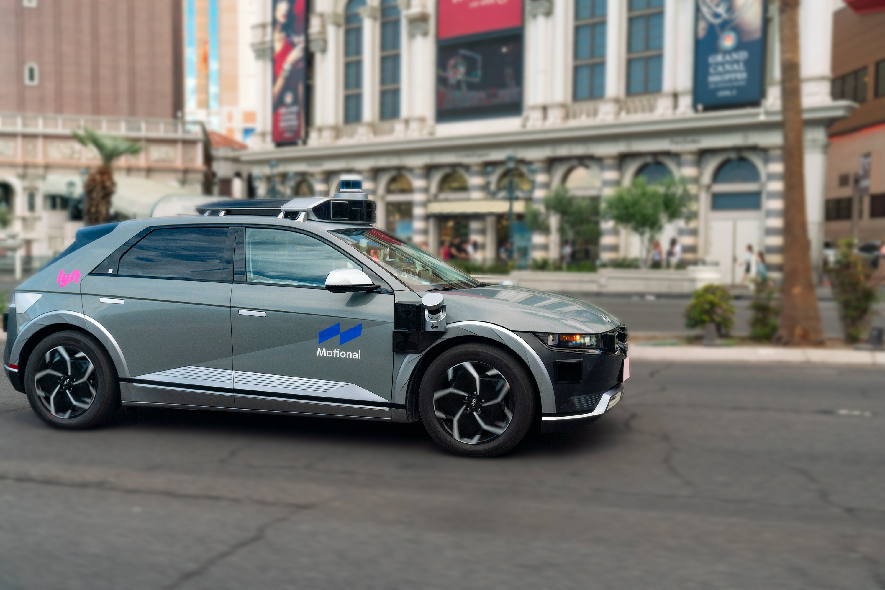 The IONIQ 5 Robotaxi: A Year In Pictures | Motional